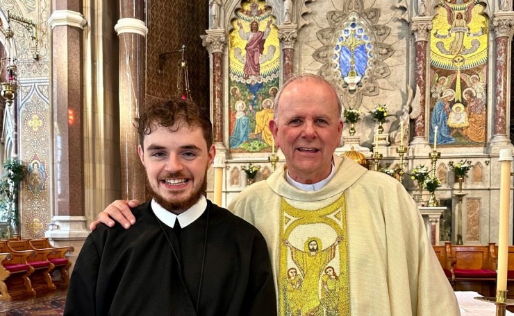 Tỉnh DCCT Dublin – Ireland: Thầy Kevin Heffron C.Ss.R. tuyên khấn lần ...